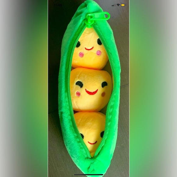 Toys | 3 Happy Peas In A Pod Peapod Vegetable Stuffed Plush Toy Peas ...